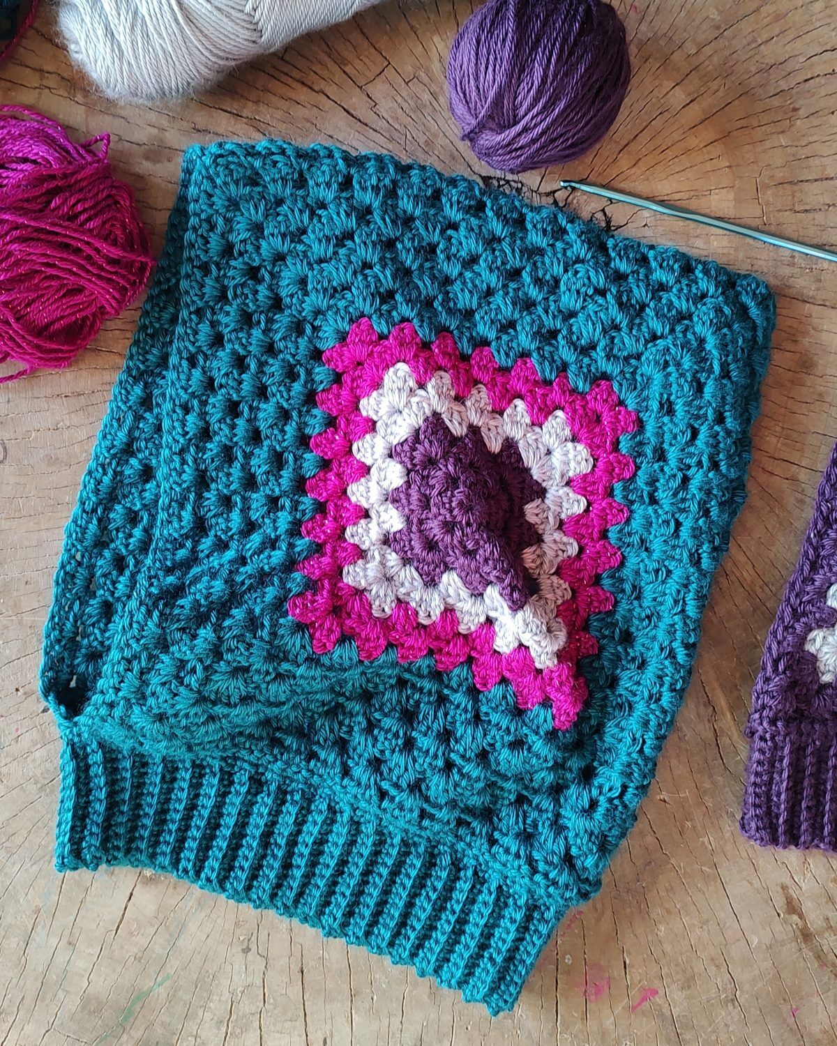 Crochet Patterns Galore - Granny Hood