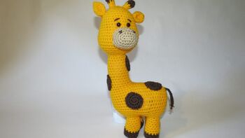 Crochet Patterns Galore - Georgie the Giraffe Toy